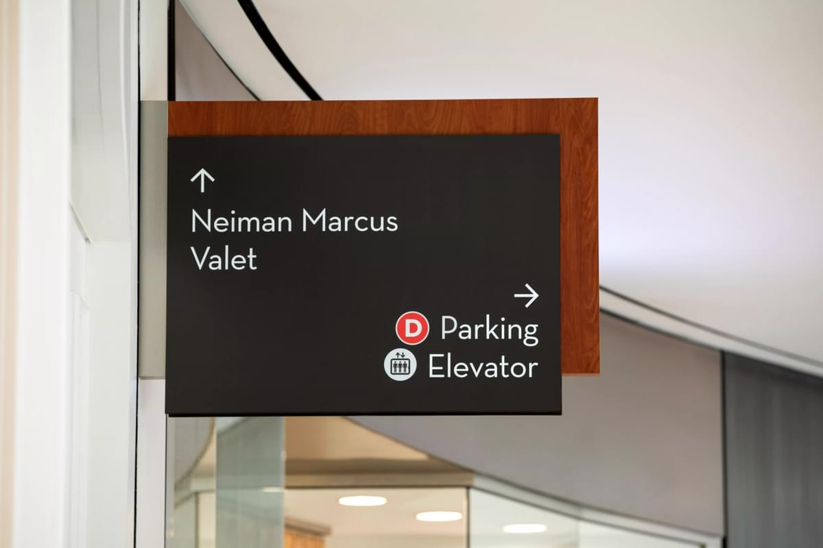 Natick Mall - Gable | A Visual Communications Company